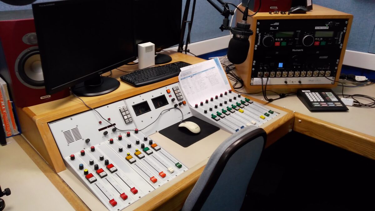 About Us - Gosport Hospital Radio